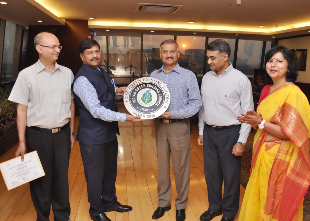 NBCC CMD hands over IGBC Certification to CBI chief
