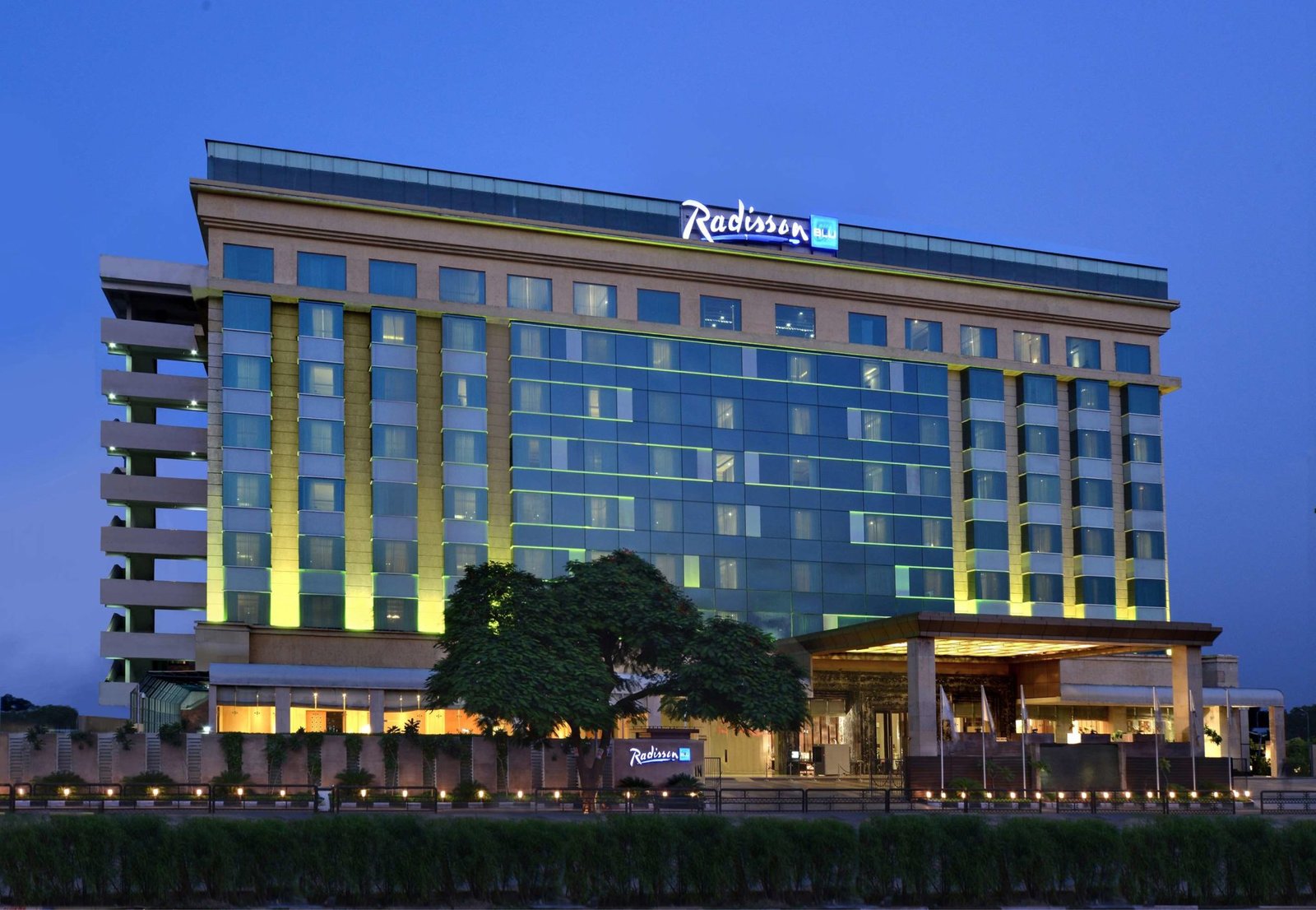 Radisson Blu MBD Hotel Noida bestowed with TripAdvisor certificate of ...
