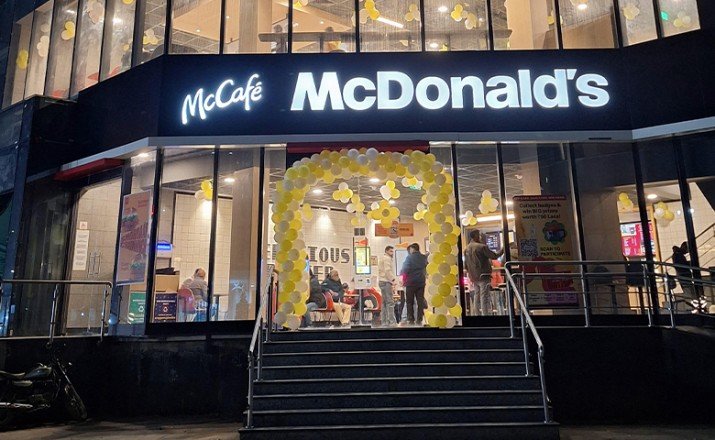 Sundream Group Opens Huge McDonald's Outlet at Anthurium, Noida ...